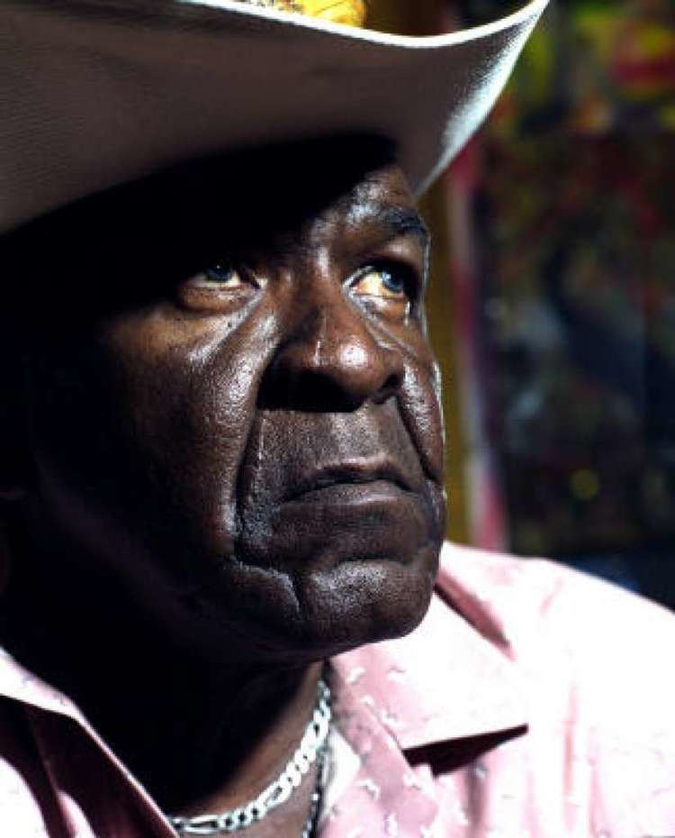 Profile: Henry Ray Clark (1936-2006) – Black Art Story