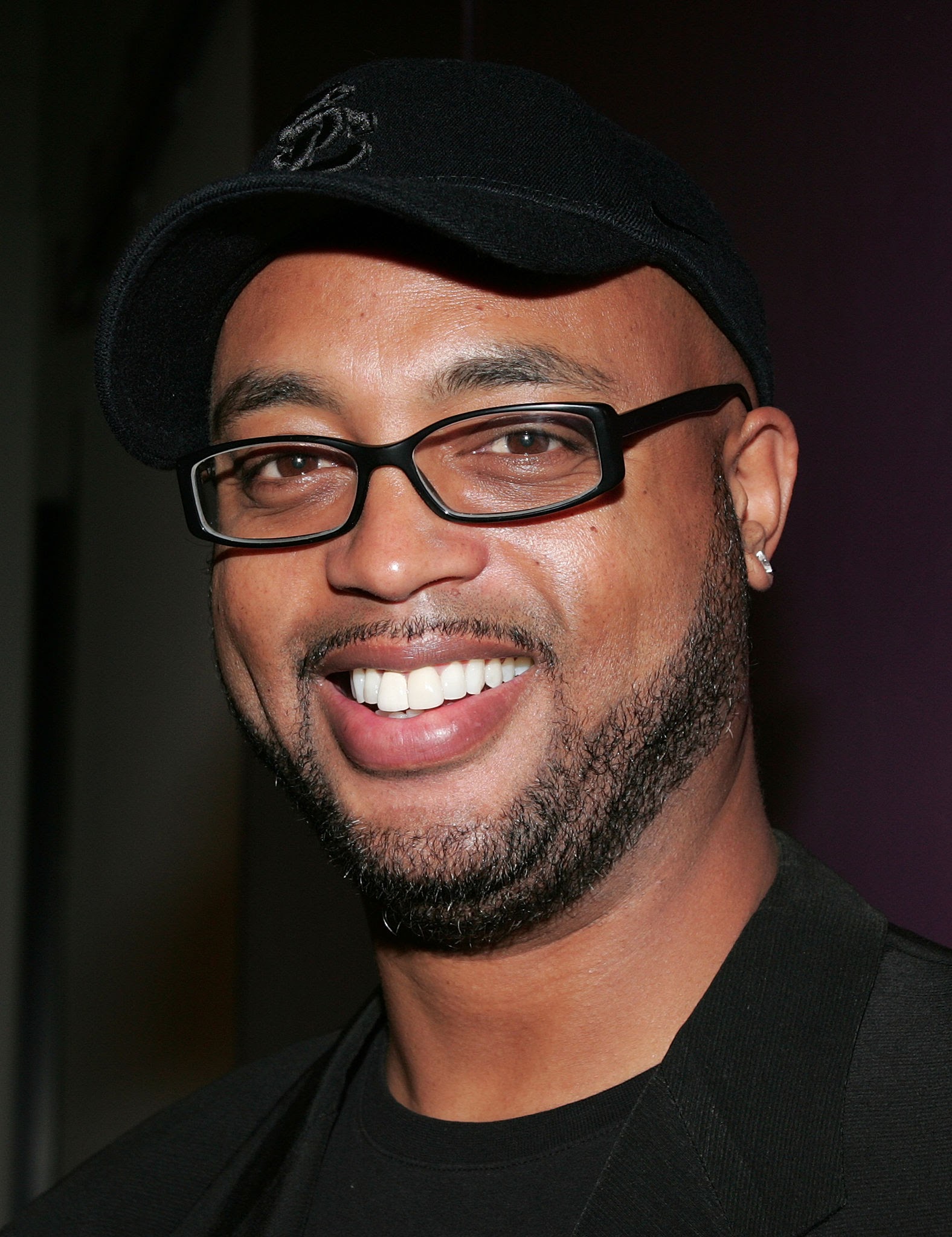 Profile: Bruce Wayne Smith (1961-) – Black Art Story